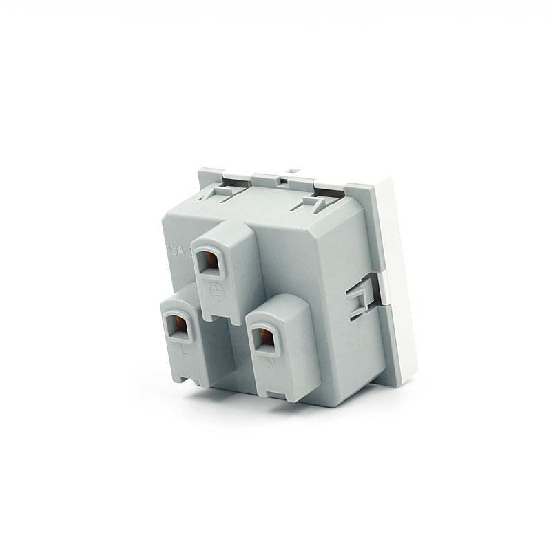 Universal Power Module White - AC Power - component2buy